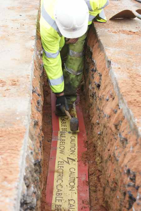 Plastic Cable Covers v Concrete Cable Covers